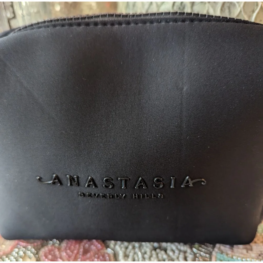 Anastasia of Beverly Hills | Accessories | Nwot Anastasia Of Beverly ...
